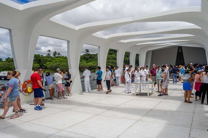 Luxury Pearl Harbor USS Arizona Memorial Small Group Tour - Transportation and Group Size: What It Means for You