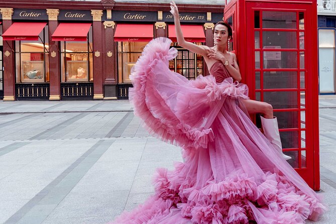 Luxury Pinky Dress Photoshoot in London Photographer - Key Points