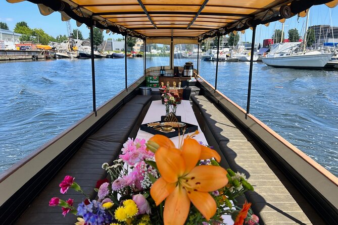 Luxury Private Boat Tour - Logistics and Accessibility