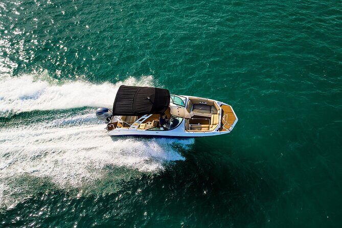 Luxury Private Boat Tour from Miami Beach - Meeting Points and Logistics