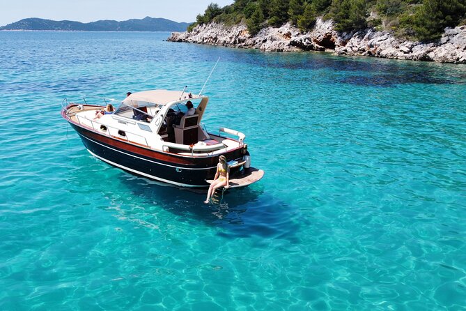 Luxury Private Boat Tour to Elaphiti Islands Review - Inclusions and Meeting Information