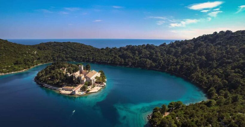 Luxury private boat tour to Mljet with "COLNAGO 45" - The Experience in Detail