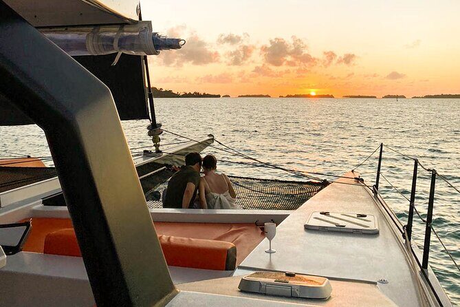 LUXURY Private Catamaran : BORA BORA SUNSET Sailing Experience - Key Points