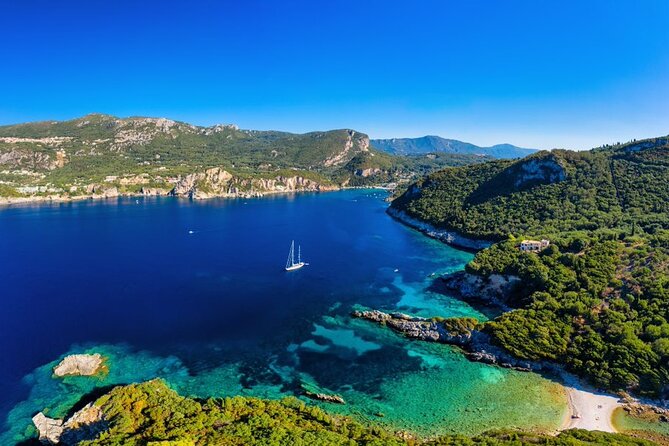 Luxury Private Cruise to Paxos, Antipaxos & Blue Caves With Lunch - The Expert Crew and Top-Notch Amenities