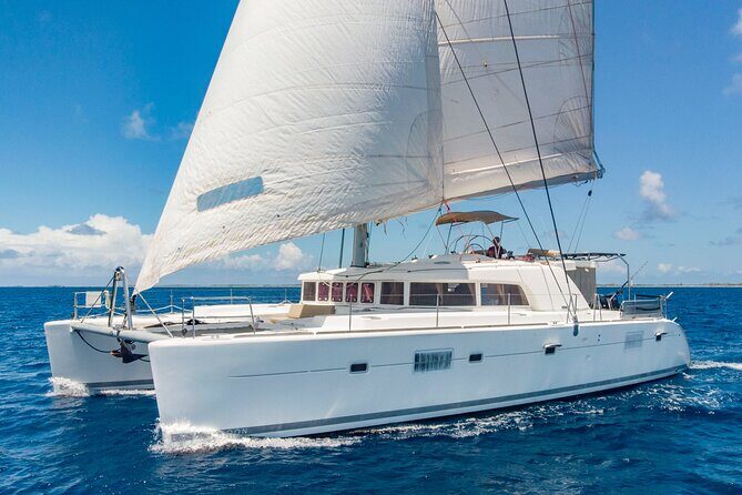 Luxury Private Moorea Cruises Tour - Key Points