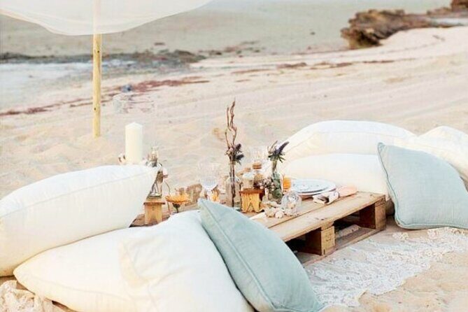 Luxury Private Picnic in Paradise Beach - An In-Depth Look at the Private Beach Picnic
