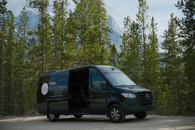 Luxury Private tour to Moraine and Lake Louise from canmore/Banff - What Could Be Better?