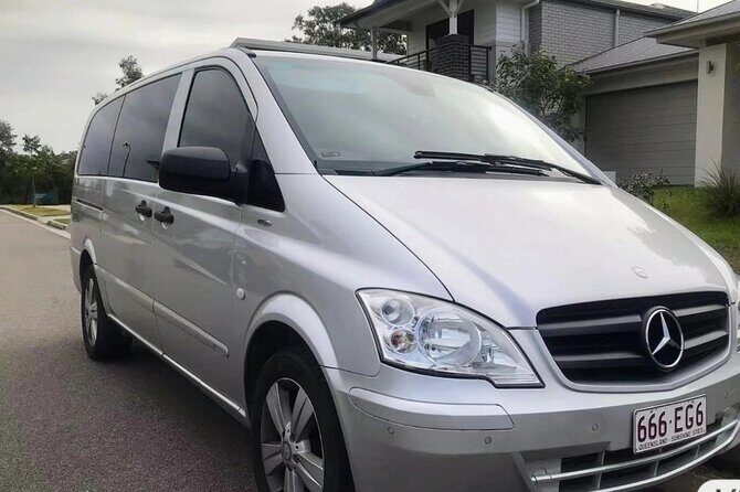 Luxury Private Transfer between Gold Coast Airport and Gold Coast city (1-7pax) - Key Points