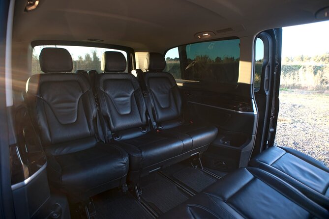 Luxury Private Transfer from Orio Al Serio Airport to Milan Center - Key Points