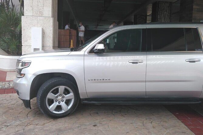 Luxury private transportation from CUN Airport to Puerto Aventuras & Akumal - FAQs
