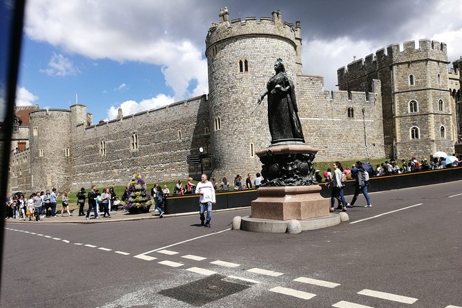 Luxury Private Vehicle Day Hire From & to London via Stonehenge & Windsor Castle - Customer Feedback and Experiences
