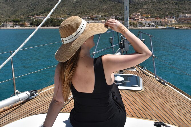 Luxury sail tour From Ibiza to Formentera - Key Points