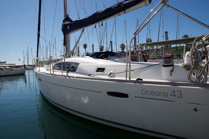 Luxury sailboat ride with drinks and aperitif-Small Groups - Key Points