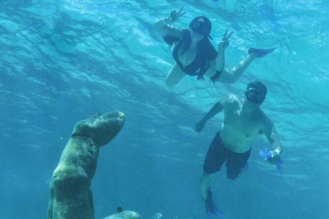 Luxury Sailing Experience to Isla Mujeres with Lunch & Open Bar - FAQ Section