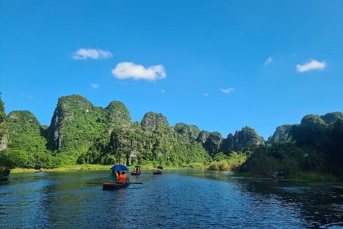 Luxury Small Group Tour From Hanoi to Trang An Boat Trip - A Deep Dive into the Experience