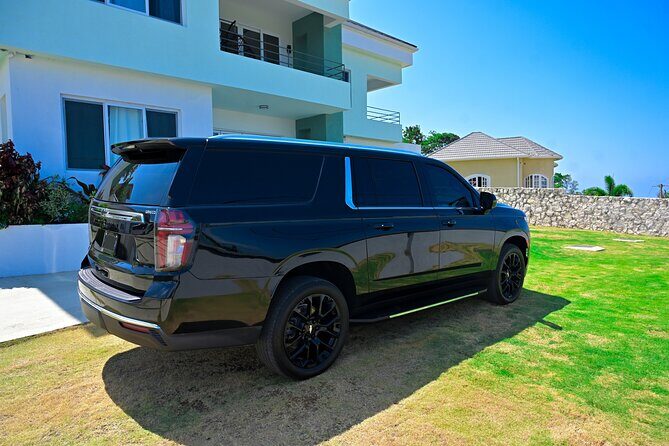 Luxury Suburban Private Airport Transfer with Chauffeur - Key Points