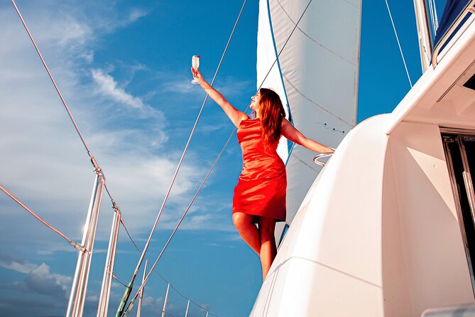 Luxury Sunset Sailing Cruise in Cancun With Light Dinner and Open Bar - Additional Information