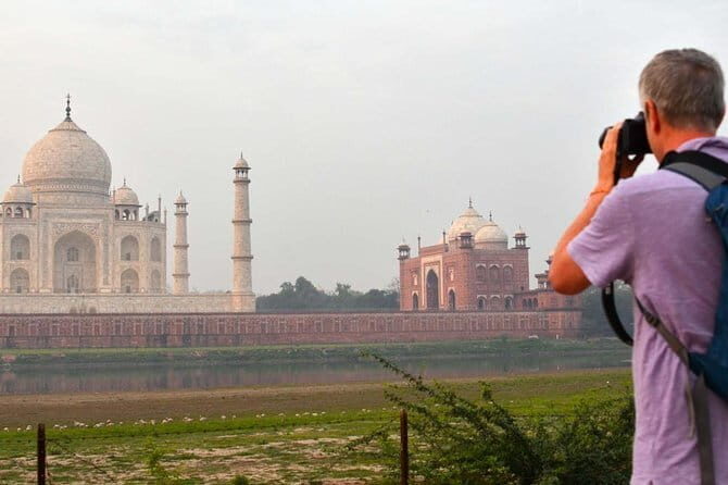 Luxury Taj Mahal Family Tour from Kolkata - Day 3: Seamless departure and practical logistics