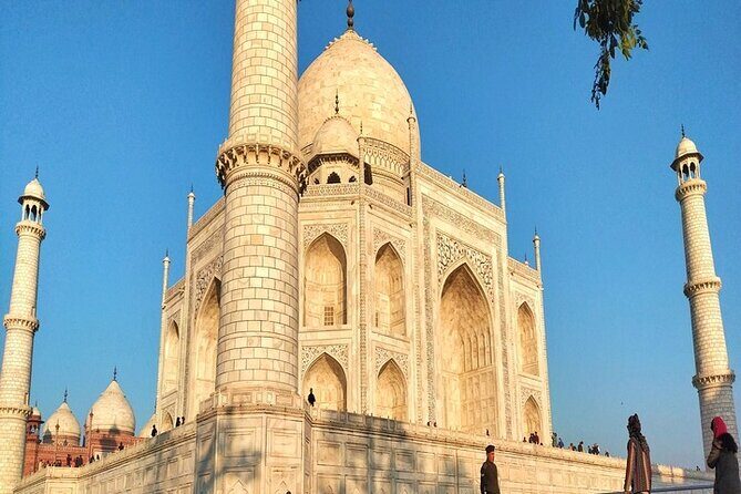 Luxury Taj Mahal Full Day Trip From Delhi by Car - All Inclusive - Exploring Agra Fort