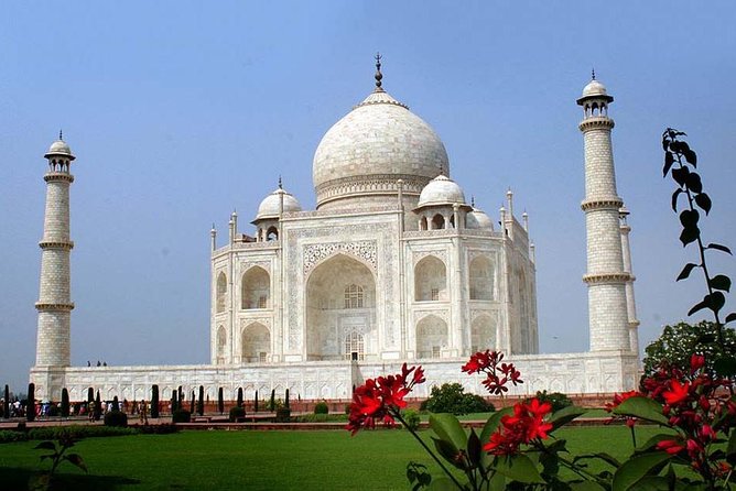 Luxury Taj Mahal Tour By Luxury Car From Delhi With 5 Star Lunch - FAQ