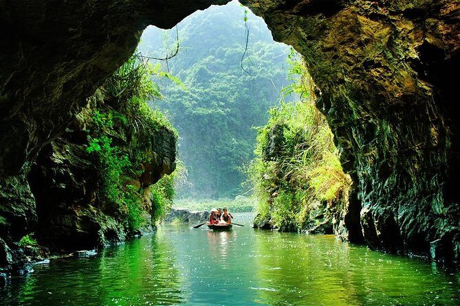 Luxury Trang An - Bai Dinh small group 1 day tour - An In-Depth Look at the Tour Experience