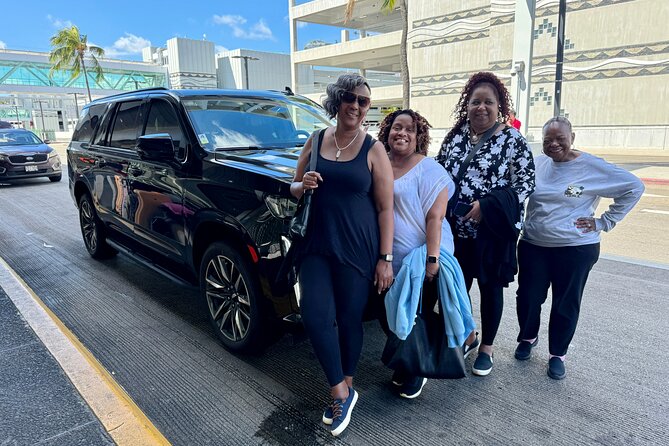 Luxury Transfer - Honolulu Hotel, Airport, Port (1-5 passengers) - The Experience in Action