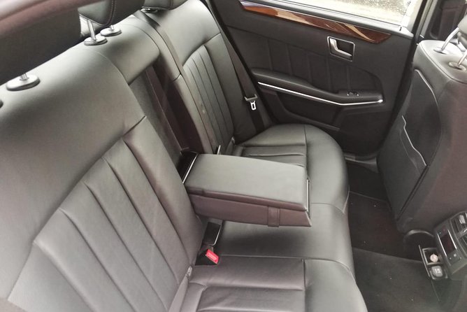 Luxury vehicle from Brussels airport to the city of Brussels - FAQs