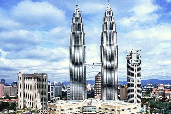 LUXURY VIP bus: Kuala Lumpur (KL) guided day tour from Singapore - The Value in Context