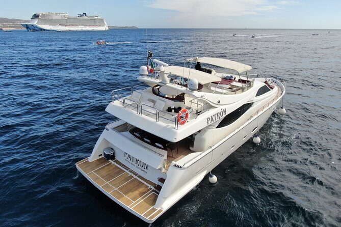 Luxury Yacht Charter in Cabo San Lucas - Ferretti 88ft. - Who Is This Tour Perfect For?