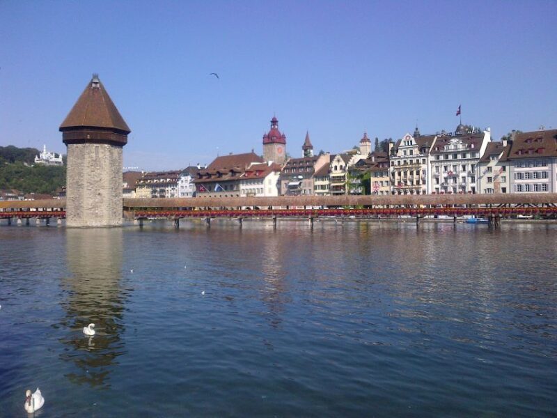 Luzern Elegance: Private City Walk and Panoramic Lake Cruise - Customer Experiences and Feedback