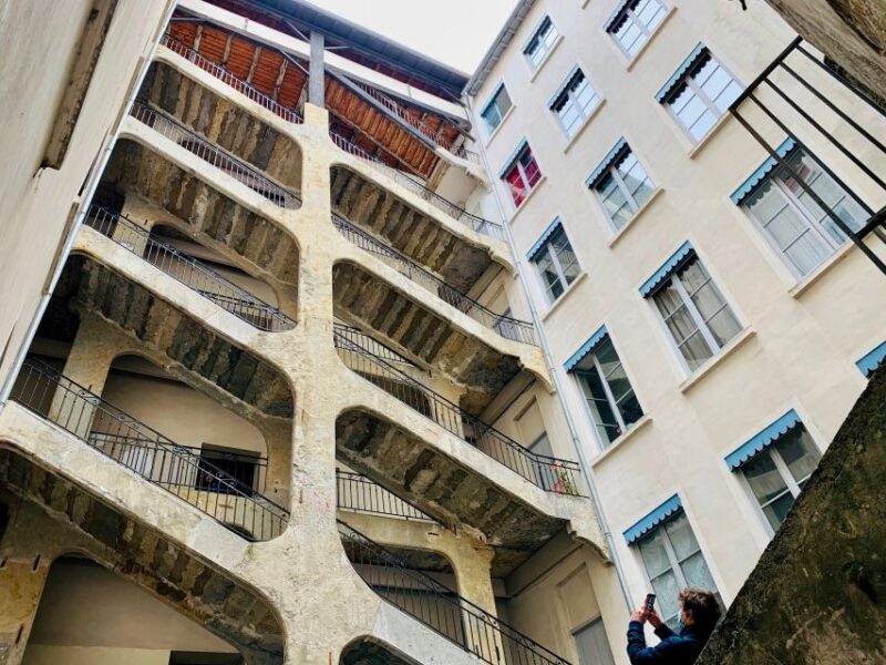 Lyon: Croix-Rousse Smartphone Audio Walking Tour - Visiting the Maison Tolozan