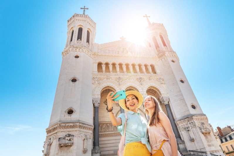 Lyon Old Town Highlights and History Private Walking Tour - What Makes This Tour Stand Out