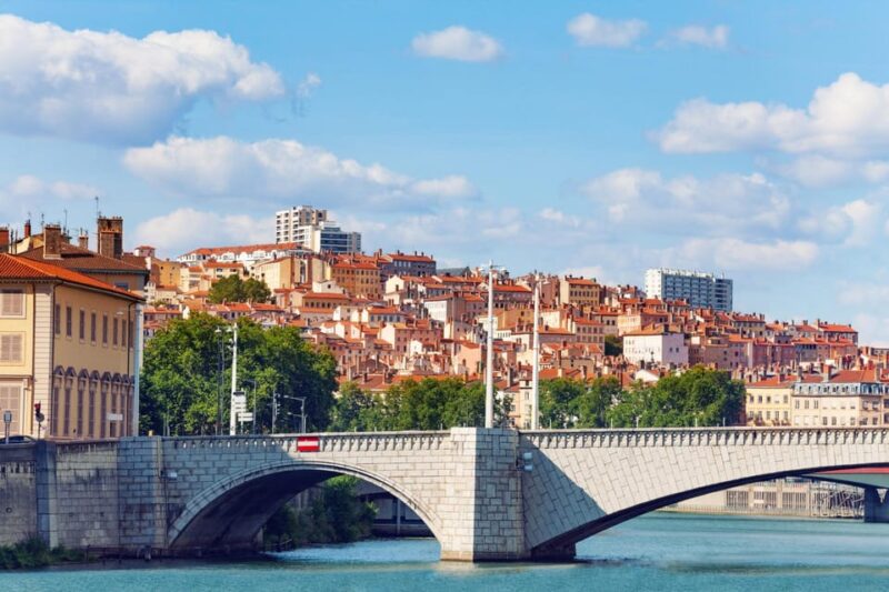 Lyon Old Town Highlights and History Private Walking Tour - The Sum Up