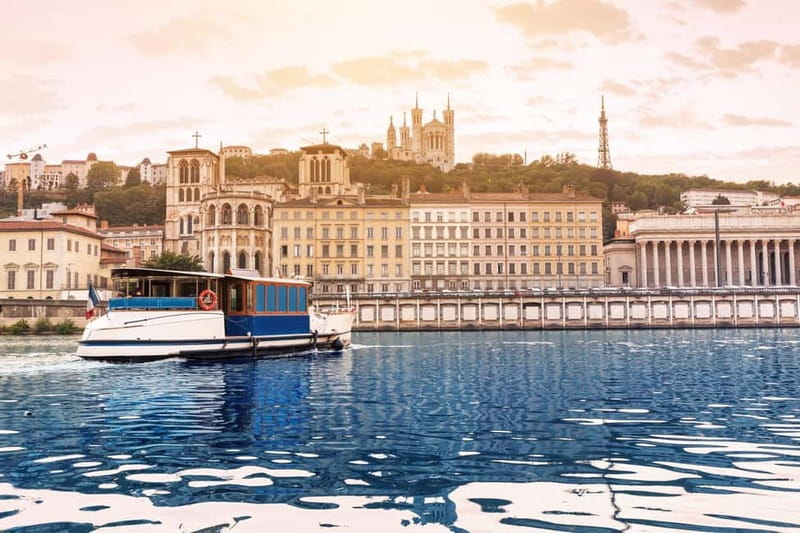 Lyon Old Town Tour with Vaporetto River Cruise Tickets - Key Points