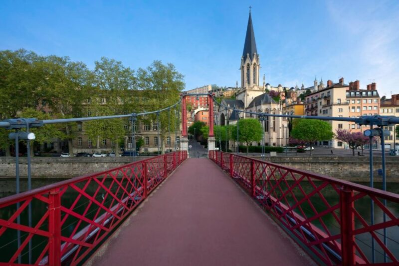 Lyon: Private Exclusive History Tour with a Local Expert - What to Expect on the Tour