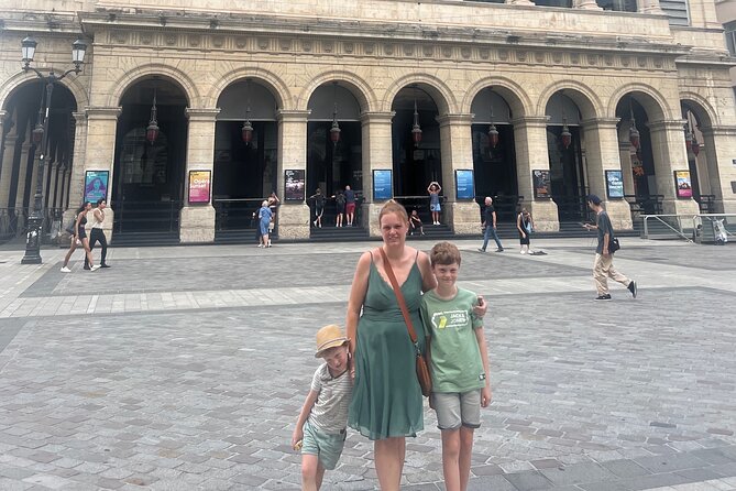 Lyon Scavenger Hunt and Sights Self-Guided Tour - FAQ