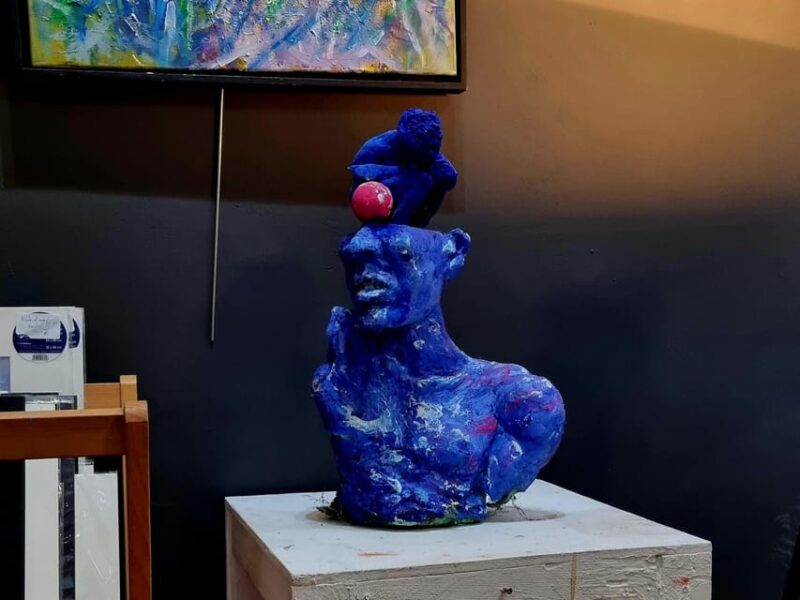 Lyon: Sensory Workshop for Couples with Clay Sculpting - FAQ