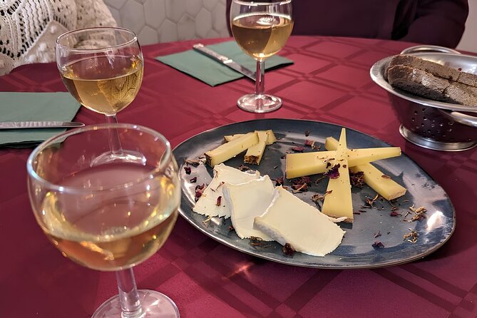 Lyon Sunset Food Tour – A Full Taste of France by Do Eat Better - Exploring Lyons Gastronomic Heritage