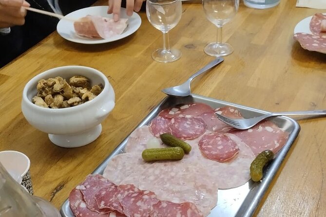 Lyon Sunset Food Tour – A Full Taste of France by Do Eat Better - Enjoying the Relaxed Atmosphere