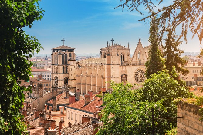 Lyon Through the Ages: History, Cinema, and Cafés - Concluding at Le Coin Vert