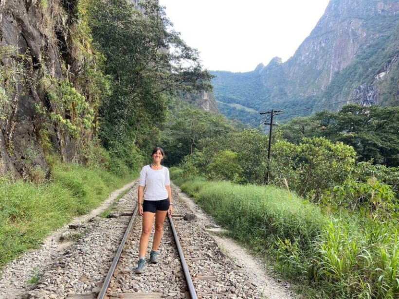 Machu Picchu 2 days + hiking - Day 1: From Cusco to Hidroeléctrica and the Trek to Aguas Calientes