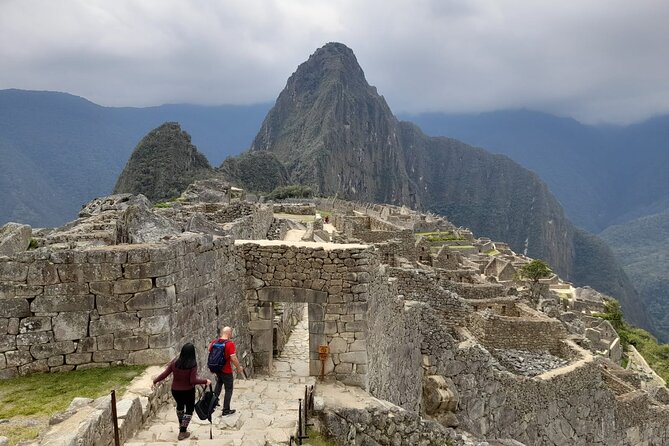 Machu Picchu Private Archeological and Historical Guided Tour - High Recommendations From Tourists