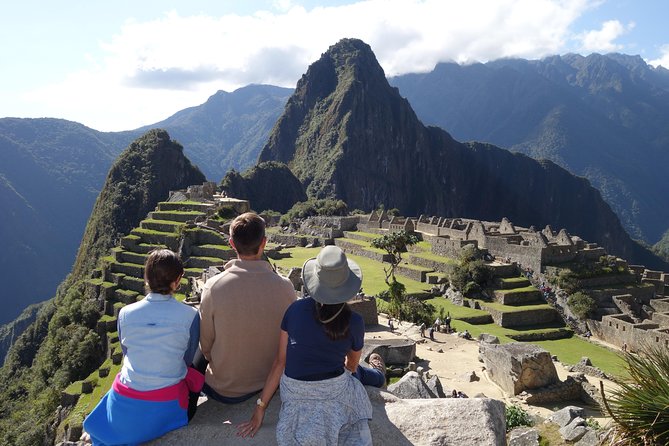 Machu Picchu Private Guided Tour From Aguas Calientes - Meeting and Pickup