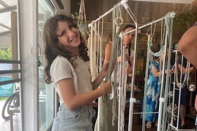 Macrame Pot Holder Workshop Tamborine Mountain Australia - Introduction to the Experience
