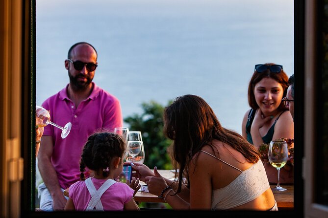 Madeira Genuíne Food Experience at Re-Canto - Harvesting Ingredients