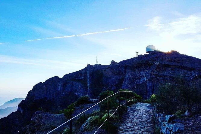 Madeira Jeep 4x4: Old Forest Full-Day Tour Incl Pico Arieiro - Visiting the Traditional Village of Santana and Ponta De São Lourenço