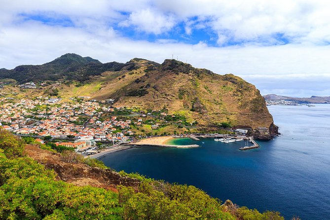 Madeira Northern Wonders Tour From Funchal - Discovering São Vicente Caves