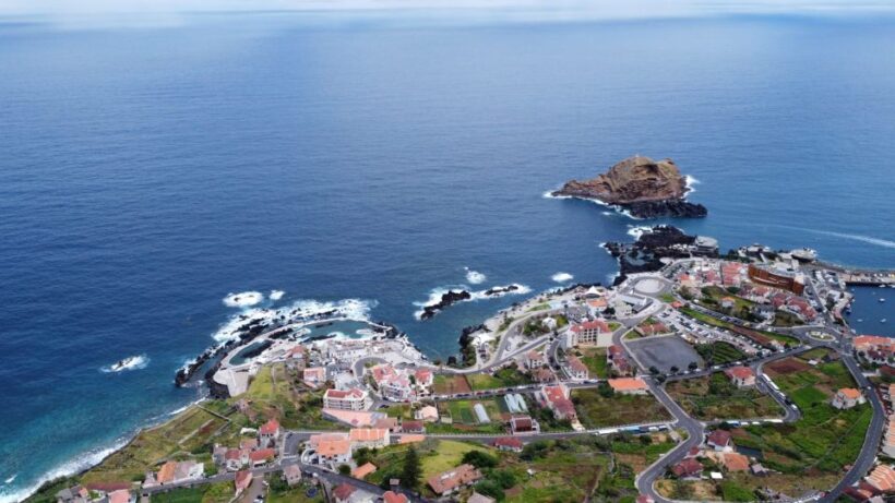 Madeira: Pico do Arieiro Sunrise with East and West Tour - Transportation and Practicalities