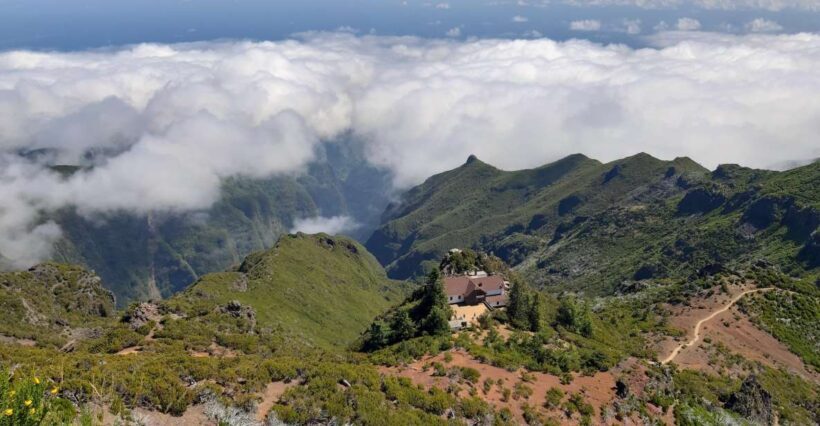 Madeira: Private Guided Achadas Teixeira - Pico Ruivo PR1.1 - Discovering Madeira’s Highest Peak