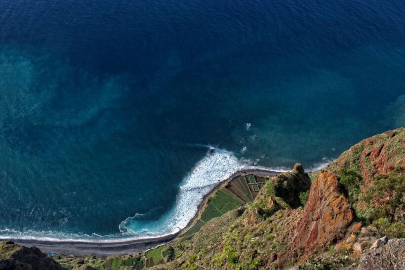 Madeira: Western Madeira Guided Trip & Fanal Mystic Forest - Seixal and Véu da Noiva Viewpoint: Coastal Cliffs and Waterfalls